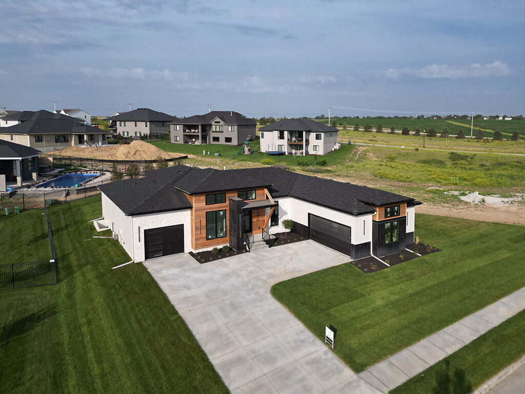 Discover Stunning Custom Prairie Homes in Omaha - Book Now!